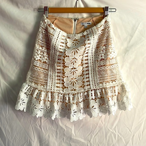 Fashion Nova | Skirts | Fashion Nova White Lace Ruffle Skirt | Poshmark